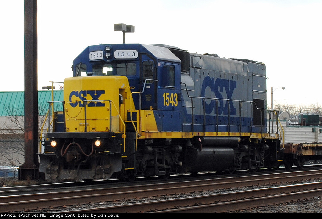 CSX GP15-1 1543 leads C964-14
